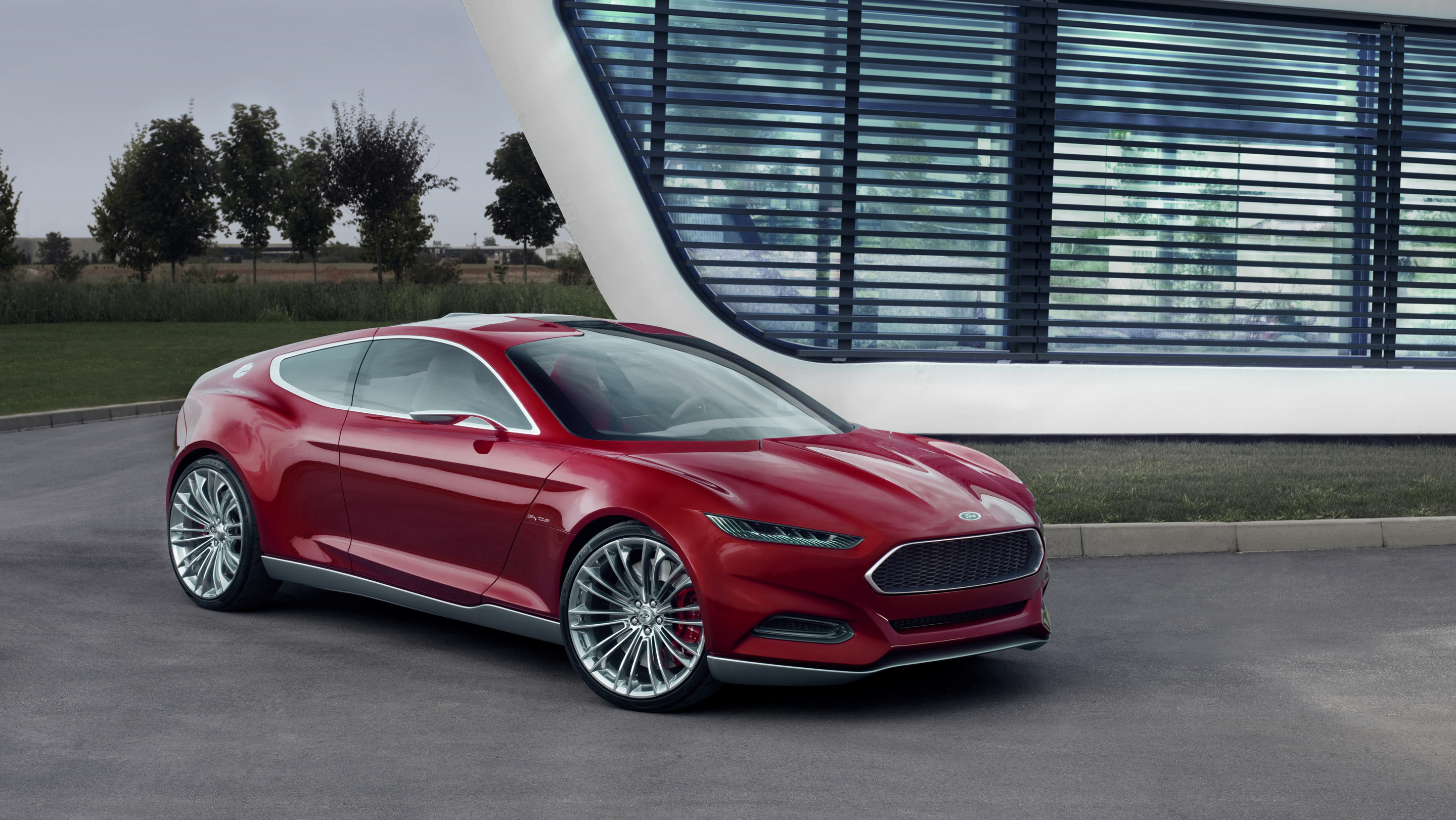 Plimbare virtuală prin salonul auto Ford de la Frankfurt