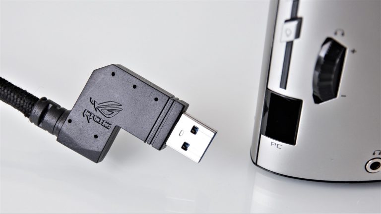 Microfon de gaming ASUS ROG Strix Magnus - review