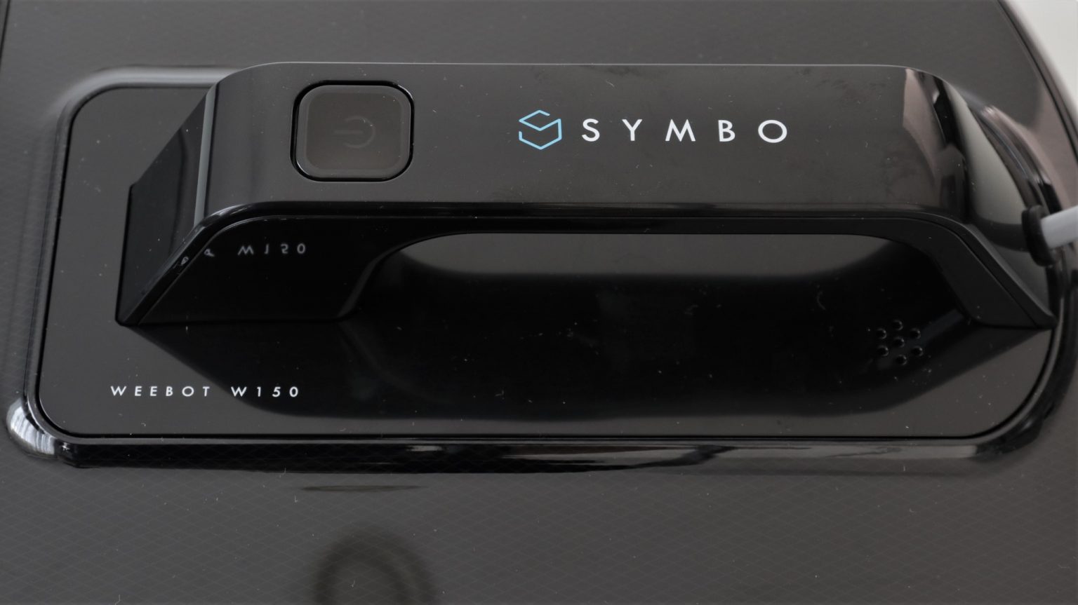 Robot curățare geamuri Symbo Weebot W150 - review