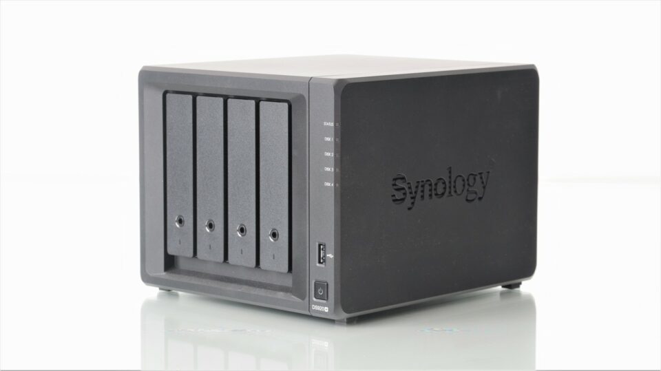 NAS Synology DiskStation DS920+ - review