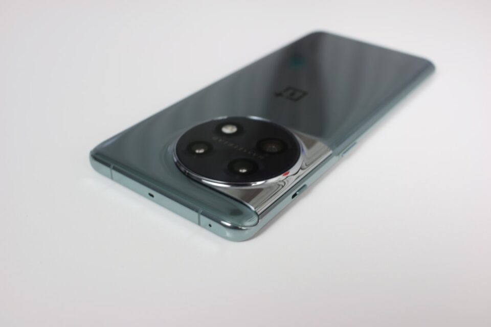 OnePlus 11 5G în oferta Digi Mobil (plata în rate)