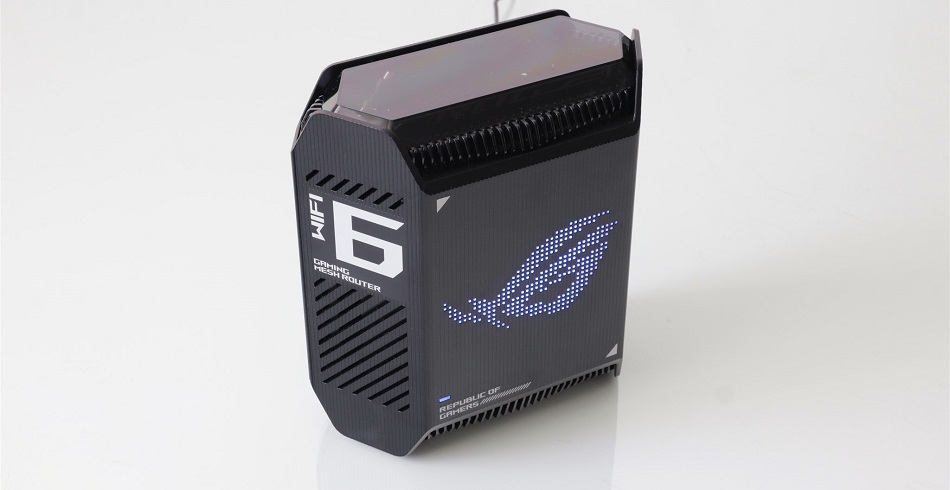 2 la preț de 1 - Ultrabook și televizor Toshiba în oferta MarketOnline ...