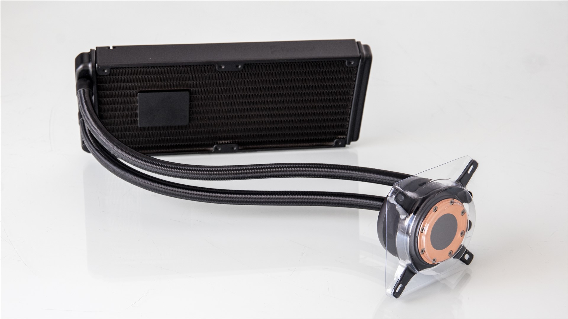 Cooler CPU cu lichid Fractal Design Lumen S24 RGB - review