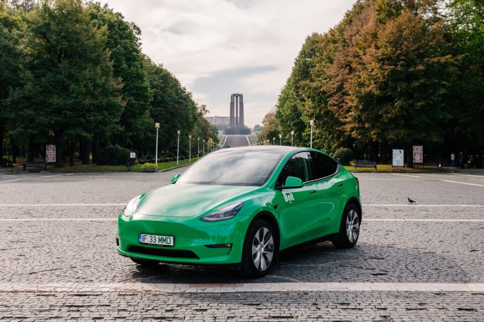 Bolt lansează în România categoria „Confort Electric”, una deservită ...