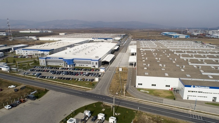 Mercedes-Benz va lansa săptămâna viitoare în România o nouă linie de ...