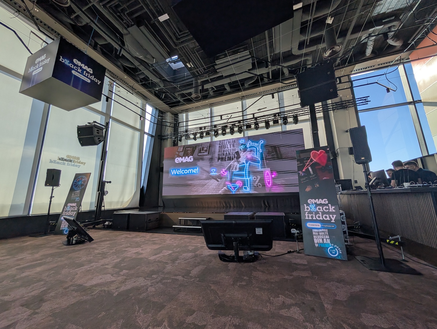 10 gadgets cu preț de până în 100 lei din catalogul eMAG Black Friday 2025