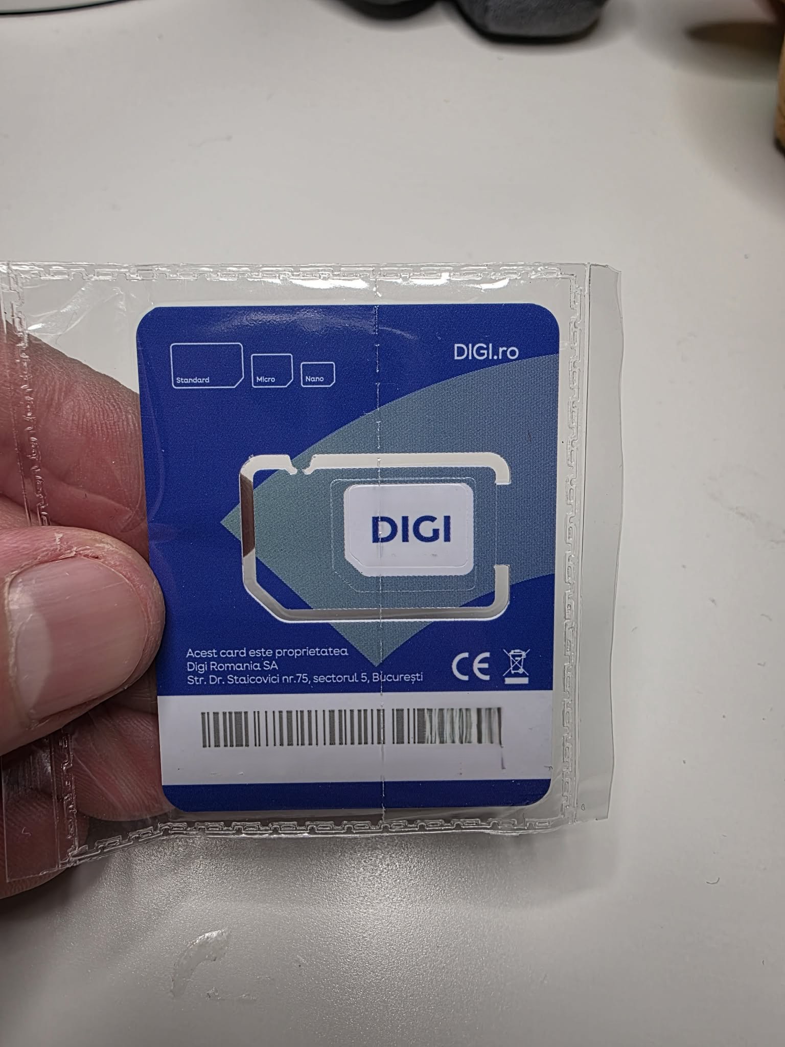 Am fost într-un magazin DIGI să cumpăr o cartelă prepay Digi Mobil ...